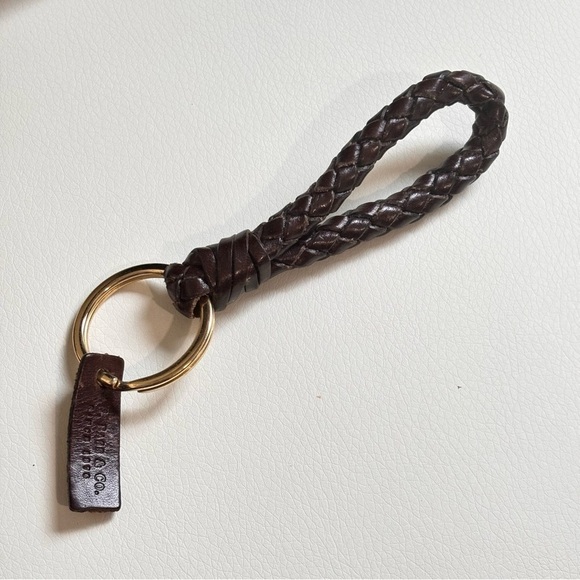 G.H. Bass & Co. | Accessories | Vintage Gh Bass Leather And Brass Key ...